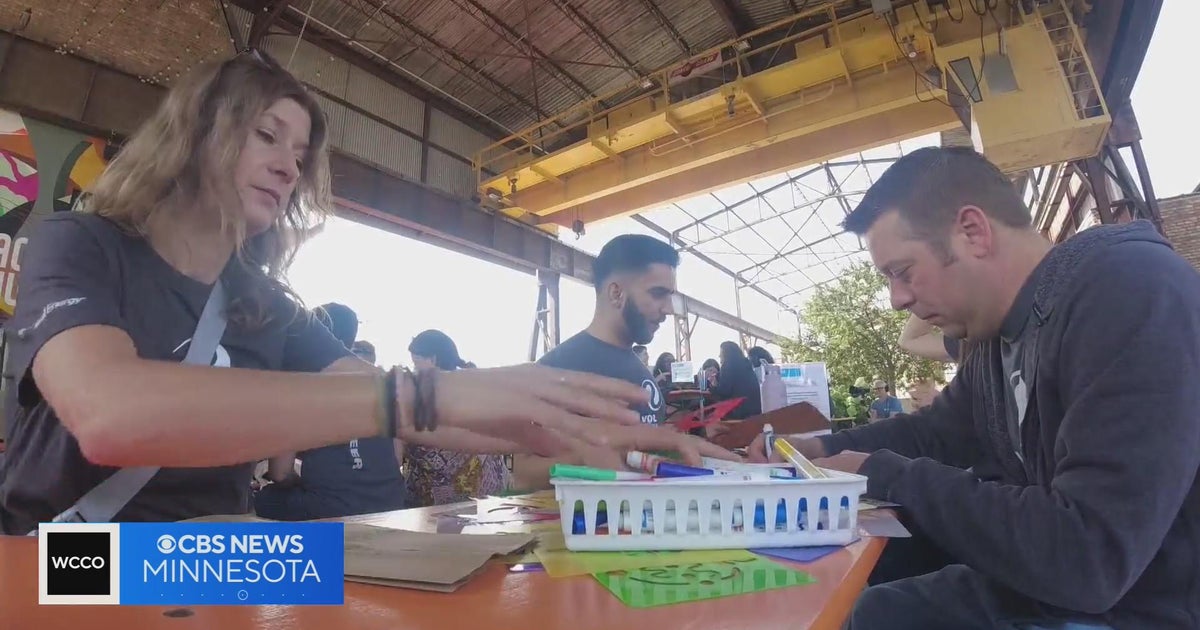 Volunteers pitch in to help out on Xcel Energy’s Day of Service - CBS ...