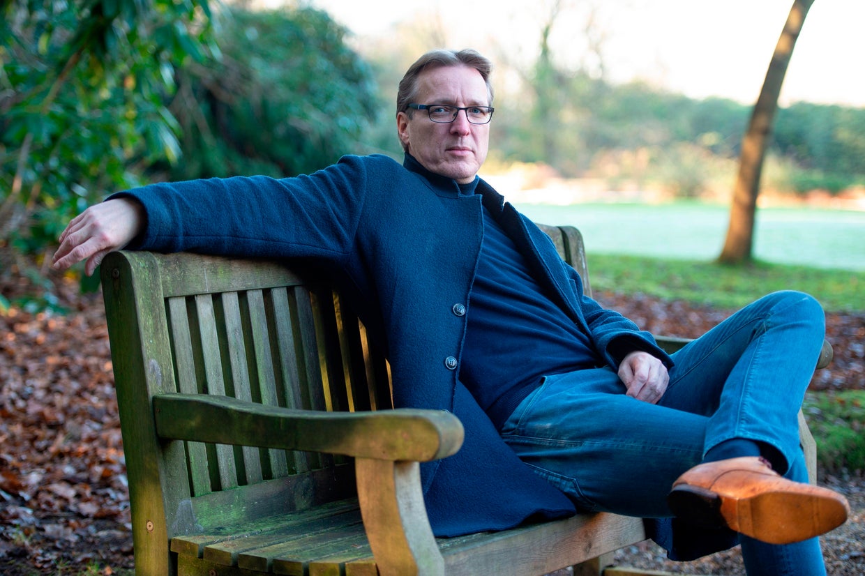 Renowned art detective recovers stolen trove of centuries-old documents ...