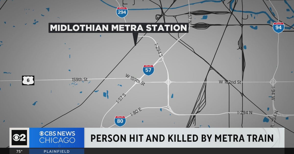 Person hit and killed by Metra train in Midlothian - CBS Chicago