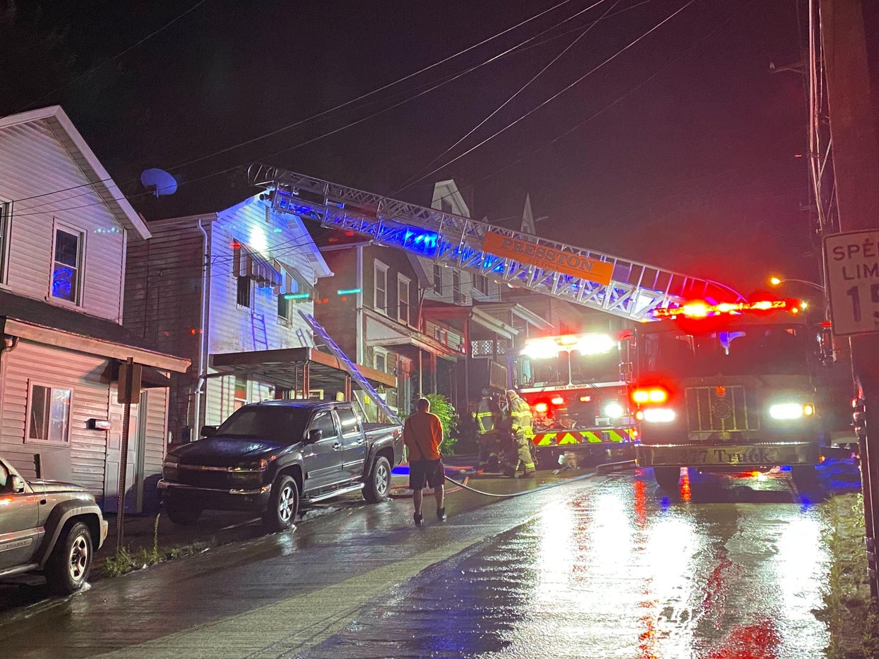 One person injured in McKees Rocks house fire - CBS Pittsburgh