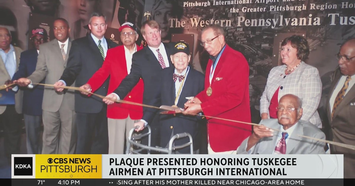 Plaque honoring Tuskegee Airmen unveiled at Pittsburgh International ...