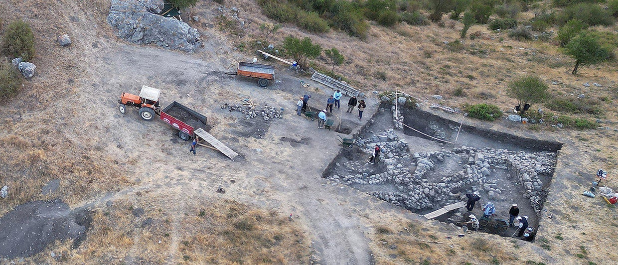 Previously unknown language found hidden in "cultic ritual text" of ...