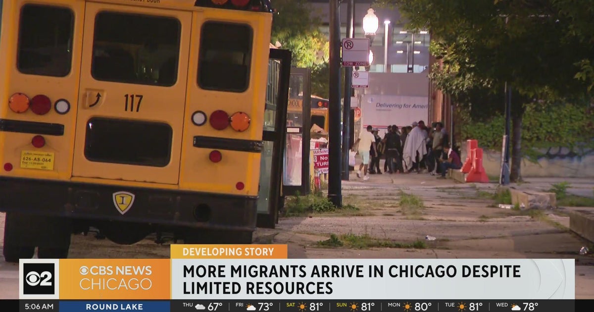 More migrants arrive in Chicago despite limited resources - CBS Chicago