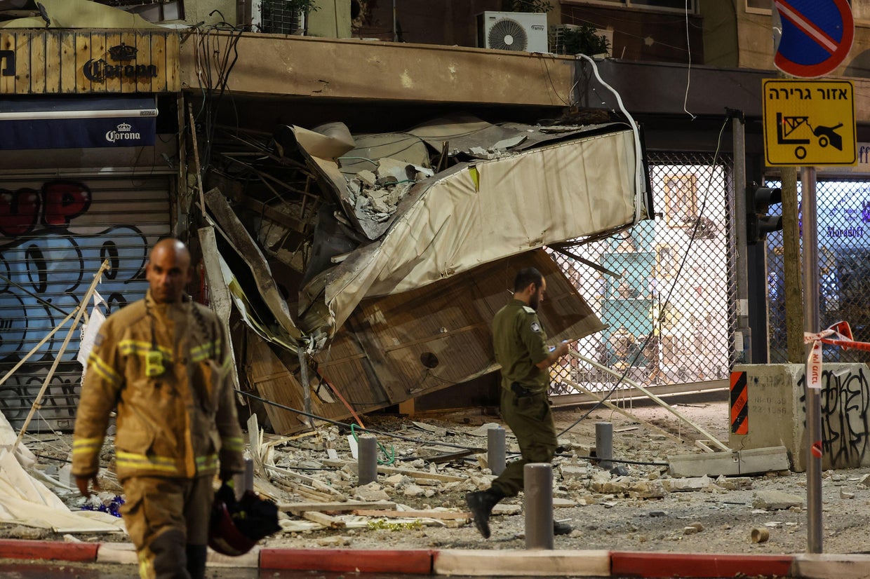 Israel vows to "destroy Hamas" as death toll rises from unprecedented ...