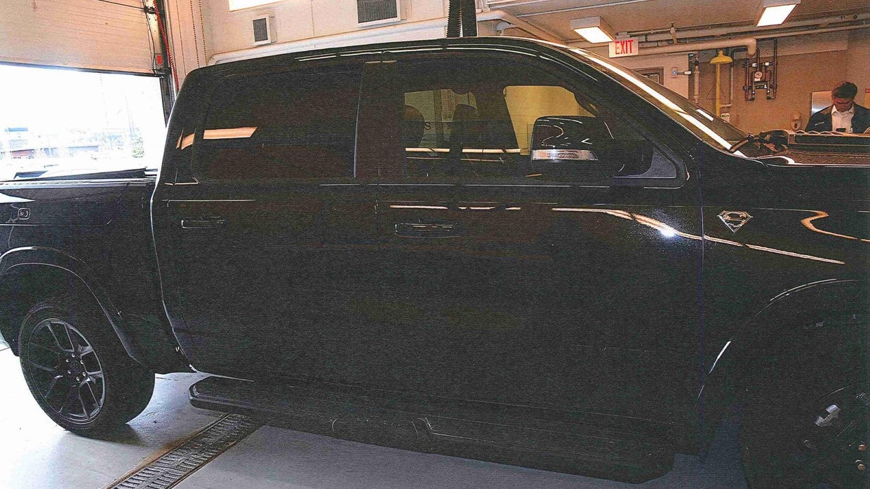 The attempted murder of Nicki Lenway: A look at the evidence - CBS News