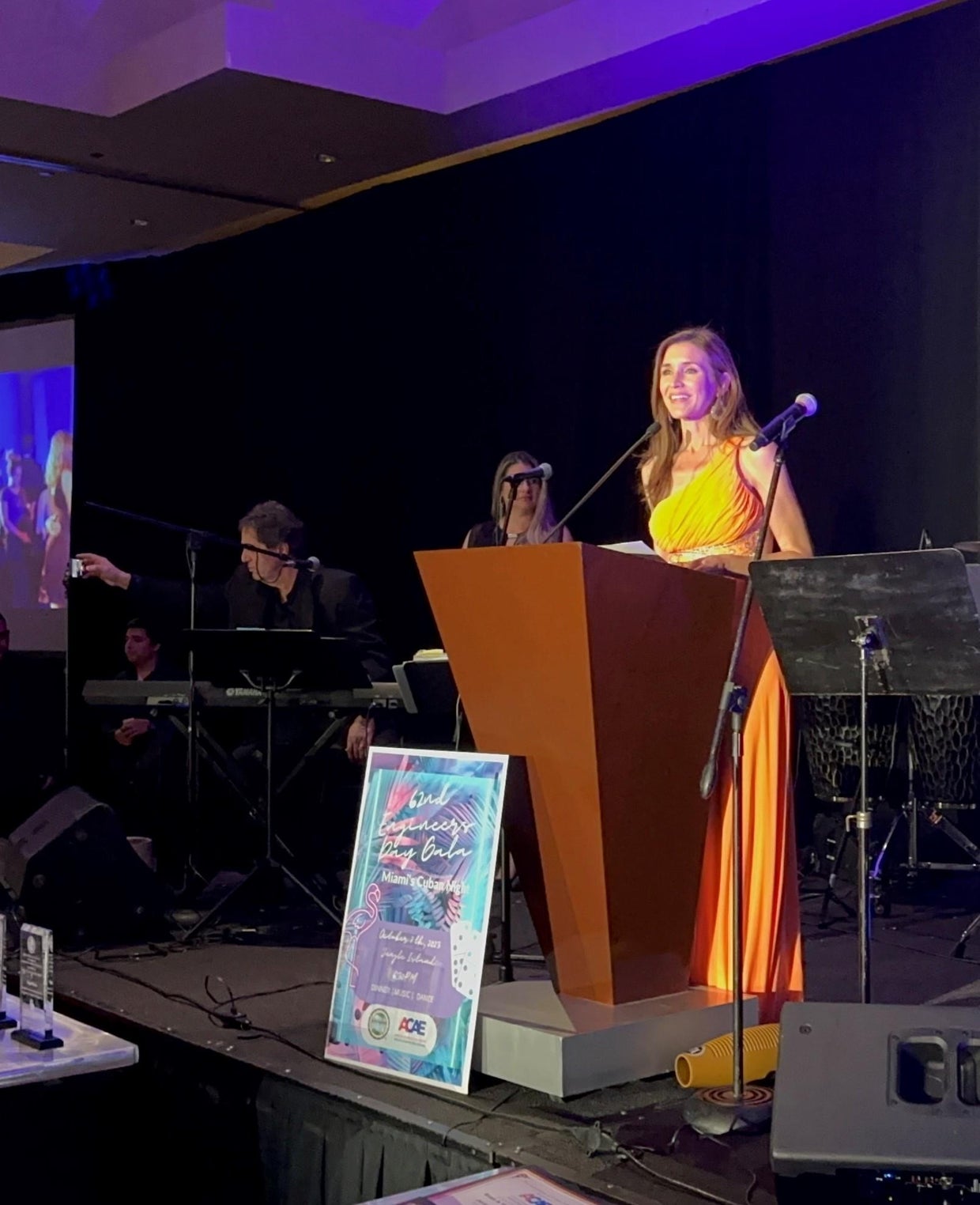 PHOTOS: CBS News Miami's Lissette Gonzales serves as MC of annual ...