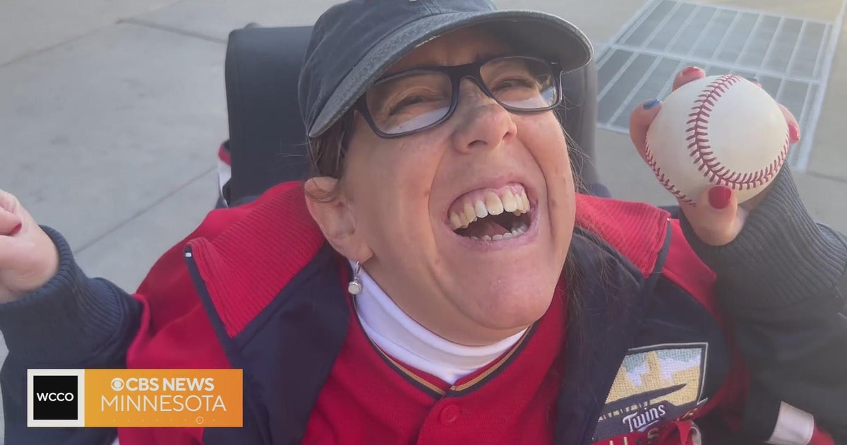 Twins’ Max Kepler thrills fan after game 3 loss - CBS Minnesota