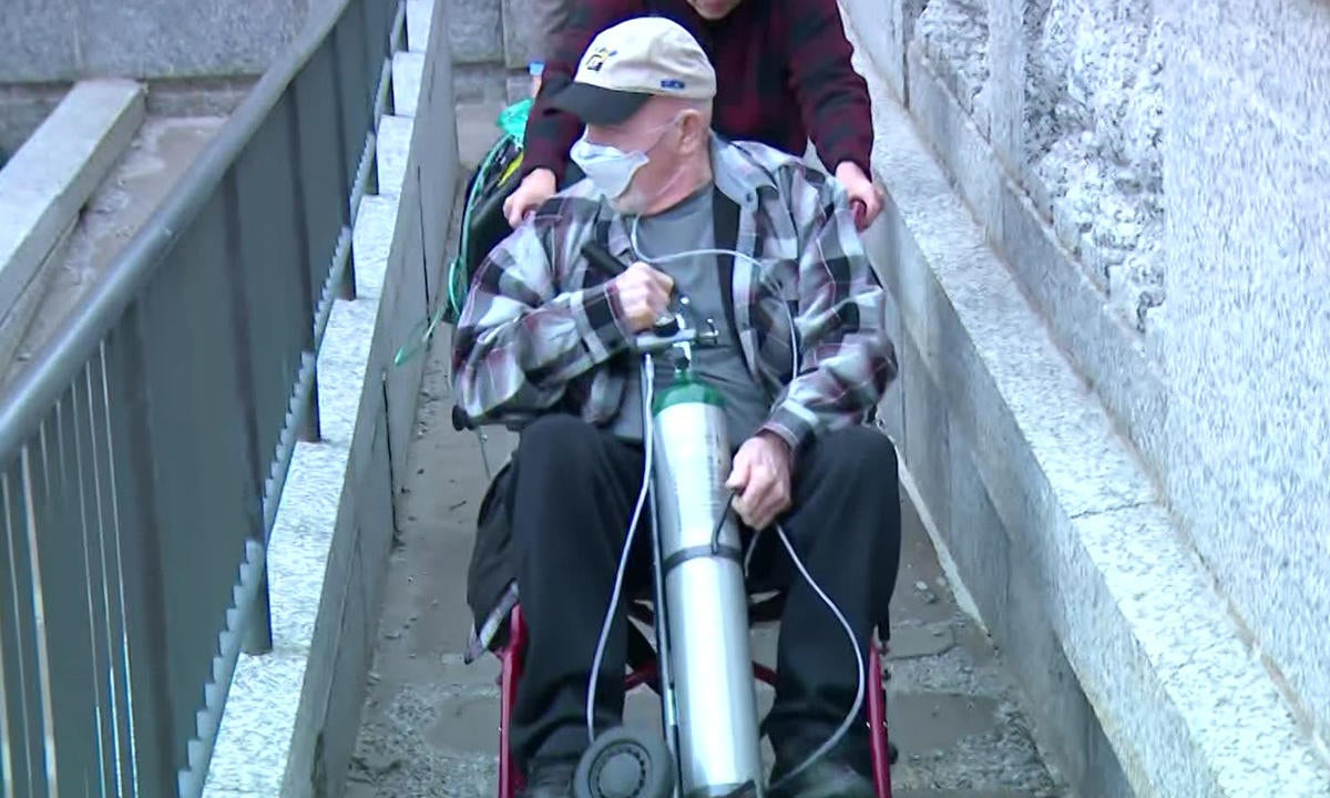 Terry Martin changes plea to guilty in theft of "The Wizard of Oz" ruby ...
