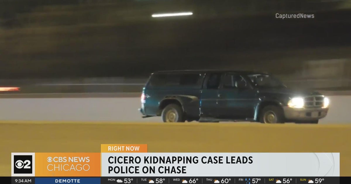 Kidnapping in Chicago suburb leads to police chase on two expressways ...