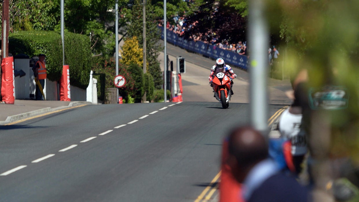 Isle of Man home to the world's most dangerous motorcycle race | 60 ...