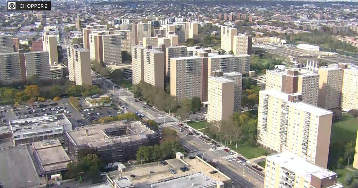 Outage knocks out power to 15,000 Brooklyn residents - CBS New York