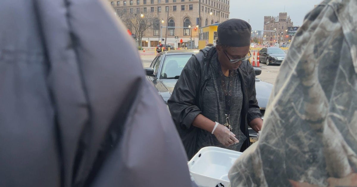 Wage war with a fork: A Detroit woman's mission to feed the city - CBS ...