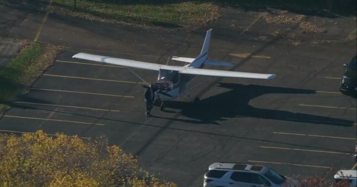 Small plane makes emergency landing on Chicago area road - CBS Chicago