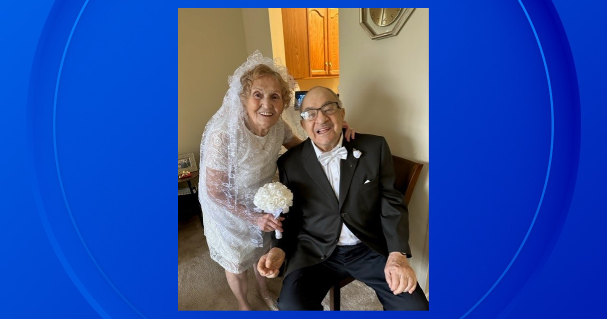 Michigan couple dresses as bride, groom for Halloween to celebrate 64th ...