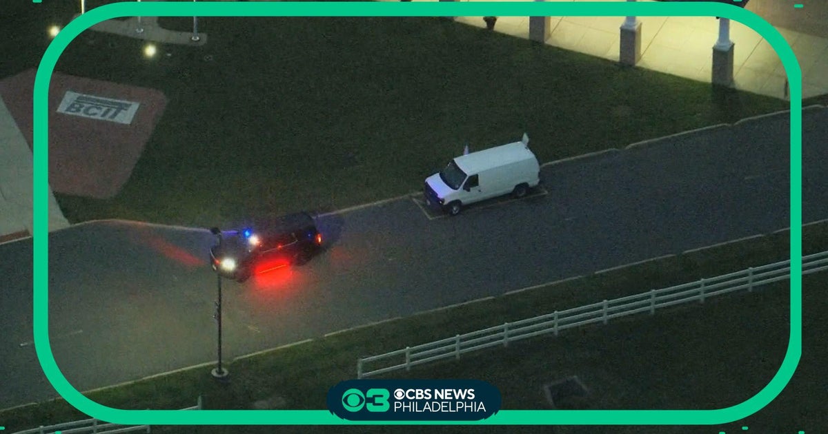 Man charged after trying to enter NJ school, bomb K-9 detects potential ...