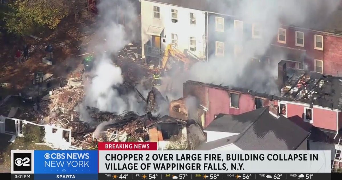Chopper 2 over building explosion and collapse in Wappingers Falls, N.Y ...