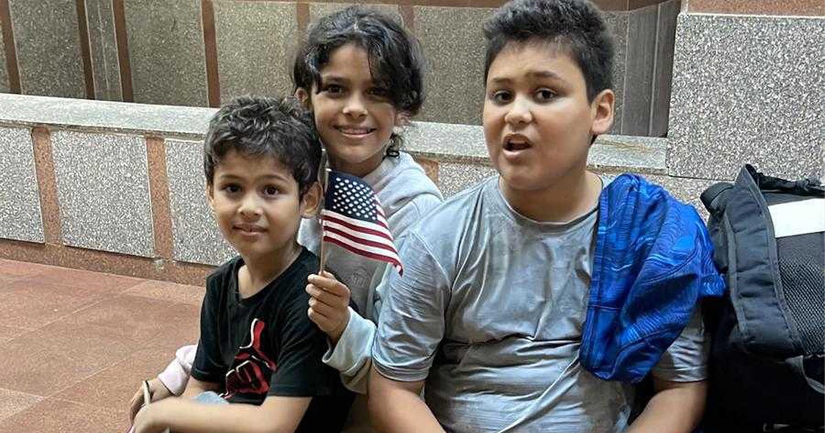 Palestinian-American mother and her children fleeing Israel-Hamas war ...