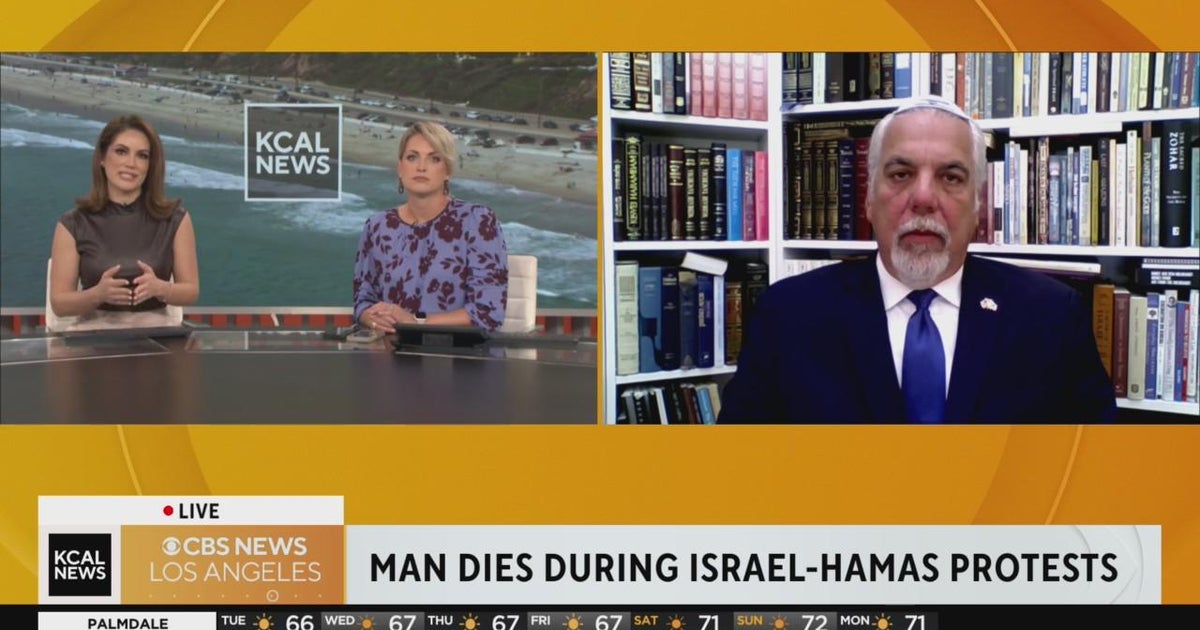 Rabbi Michael Barclay speaks about the death of a Jewish man during a ...