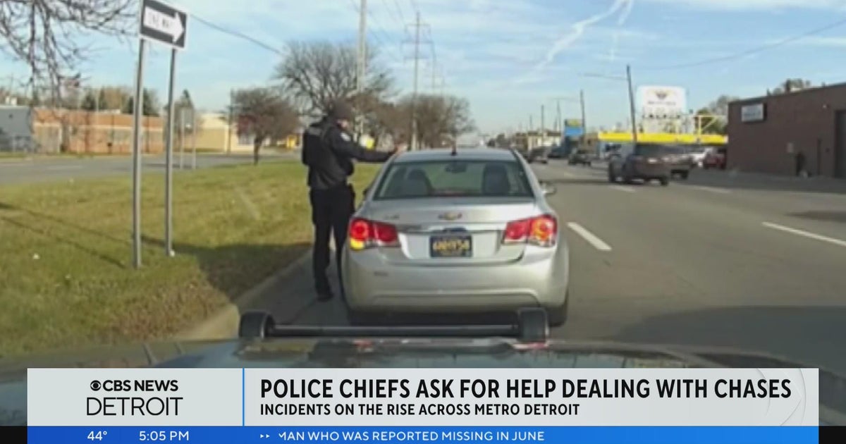 Metro Detroit police chiefs want mandatory jail time for high-speed ...