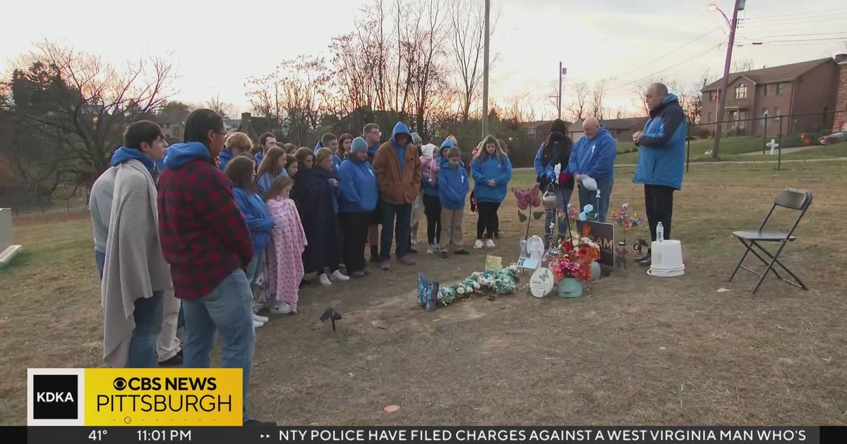 Family and friends of teen killed in crash gather for vigil - CBS ...