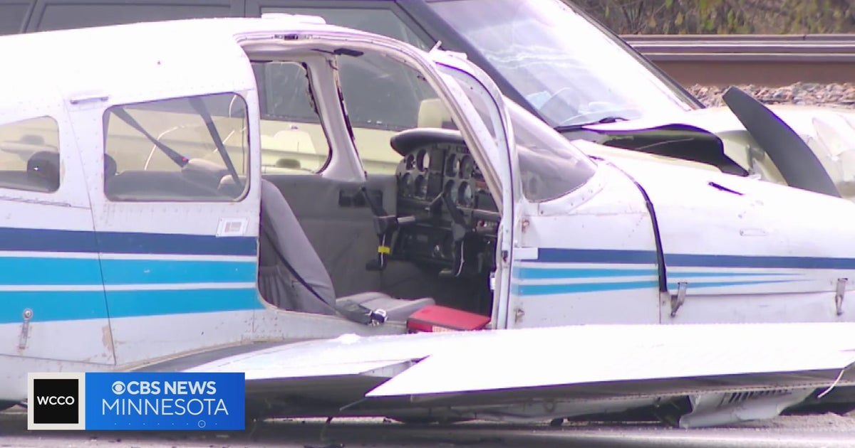 2 hurt when small plane crashes into car on Hwy. 81 in Brooklyn Park ...