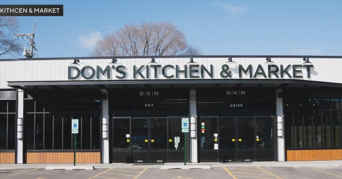 2 Chicago-based food retailers announce plan to merge - CBS Chicago