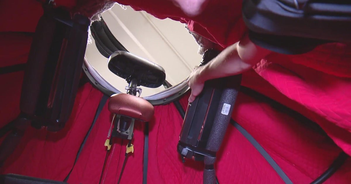 It takes a team to present Mother Ginger character in Colorado Ballet's ...