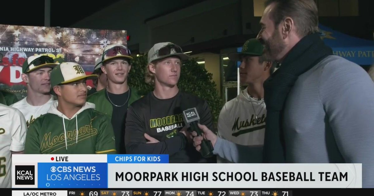 Moorpark High School baseball players talk holiday spirit at CHiPs for ...