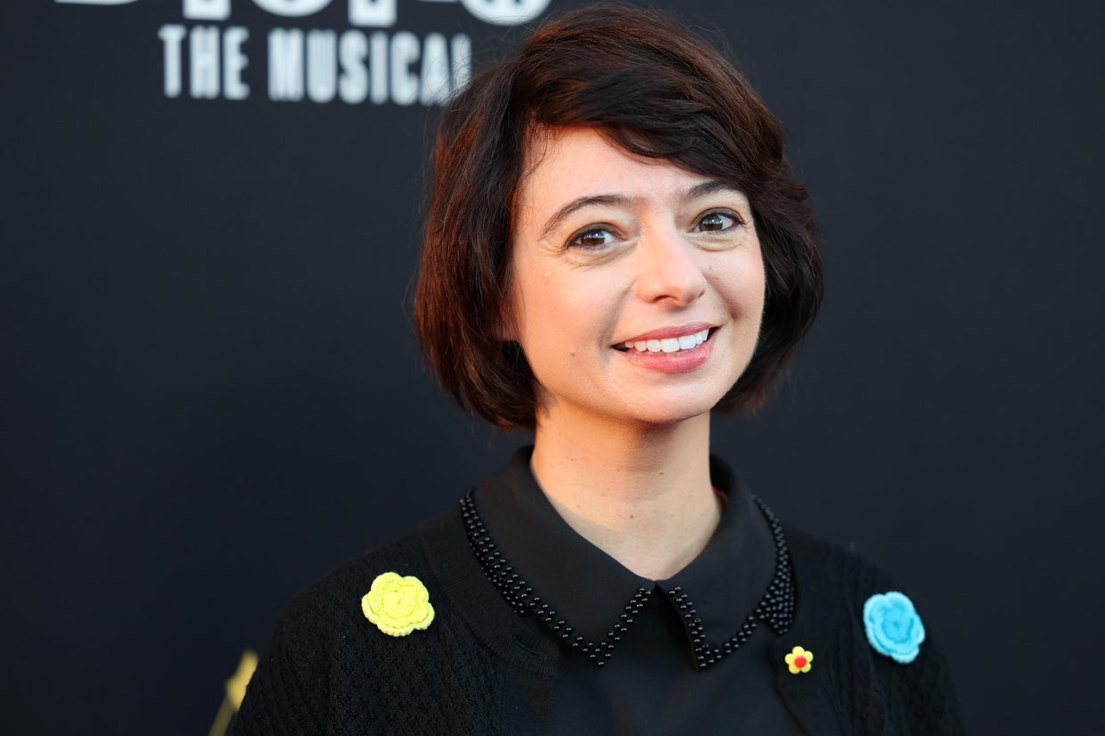"Big Bang Theory" actress Kate Micucci says she's cancer-free after ...