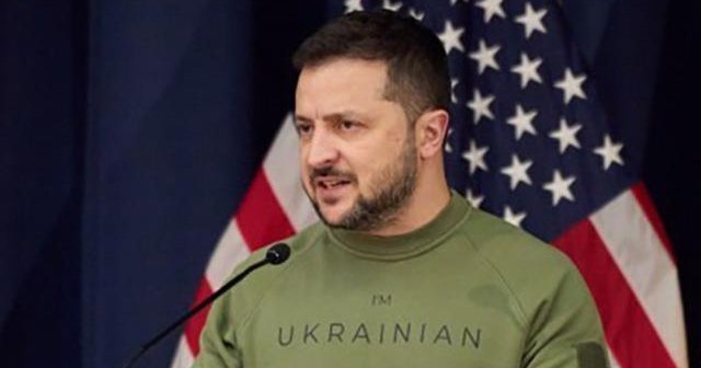 Zelenskyy on Capitol Hill to make in-person plea for aid - CBS News