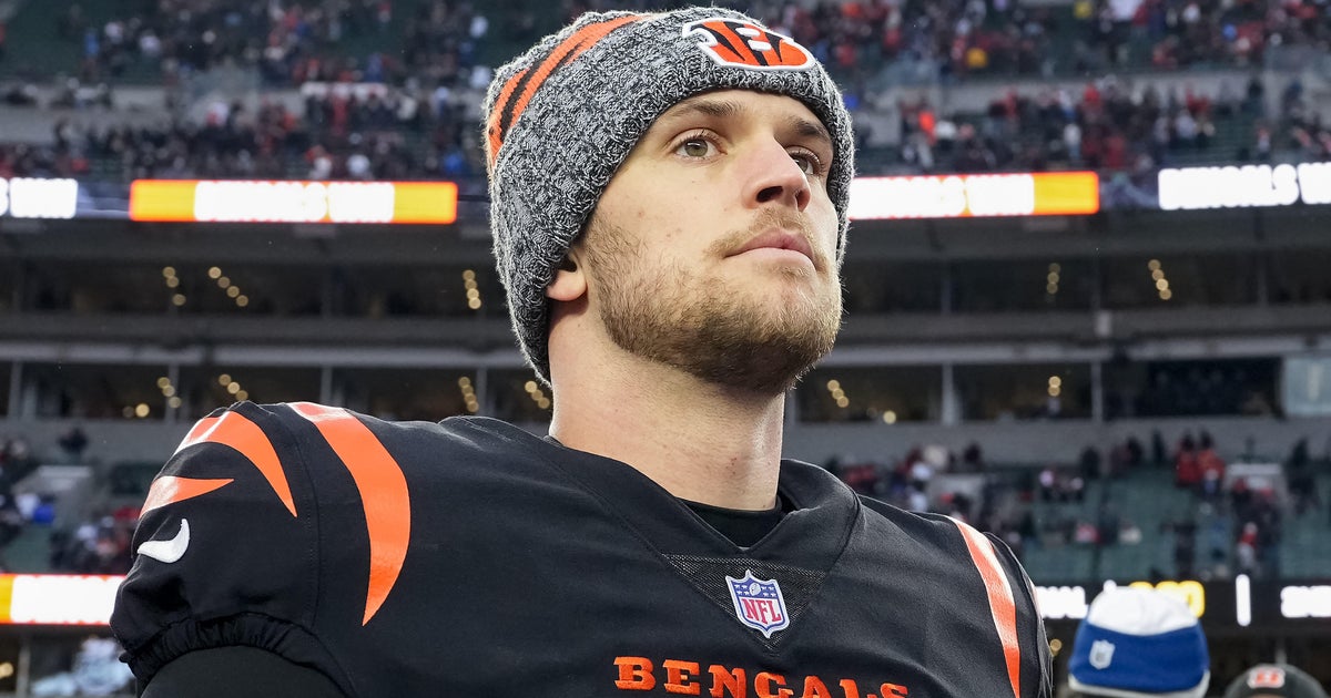 Joe Burrow treated Jake Browning's friends and family to box suite for ...