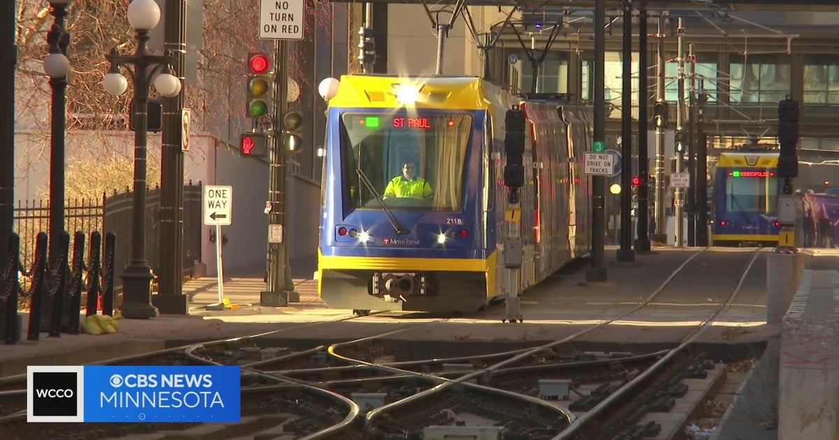 Metro Transit to add more officers, update rider code of conduct - CBS ...