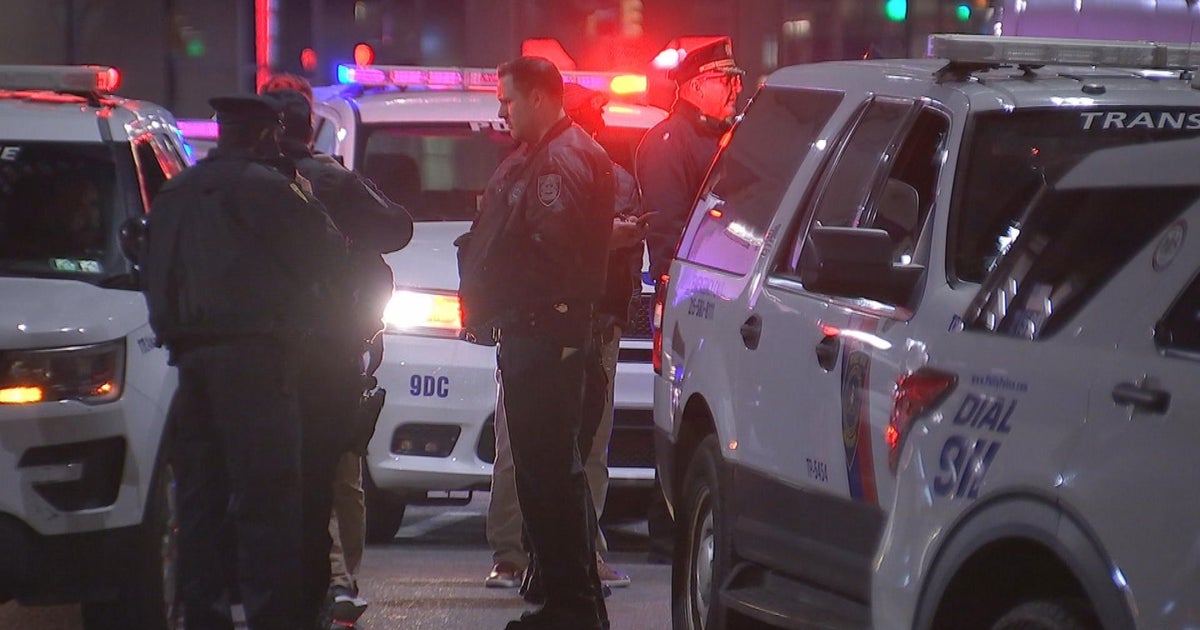 Man shot by SEPTA police officer in Philadelphia after triple stabbing ...