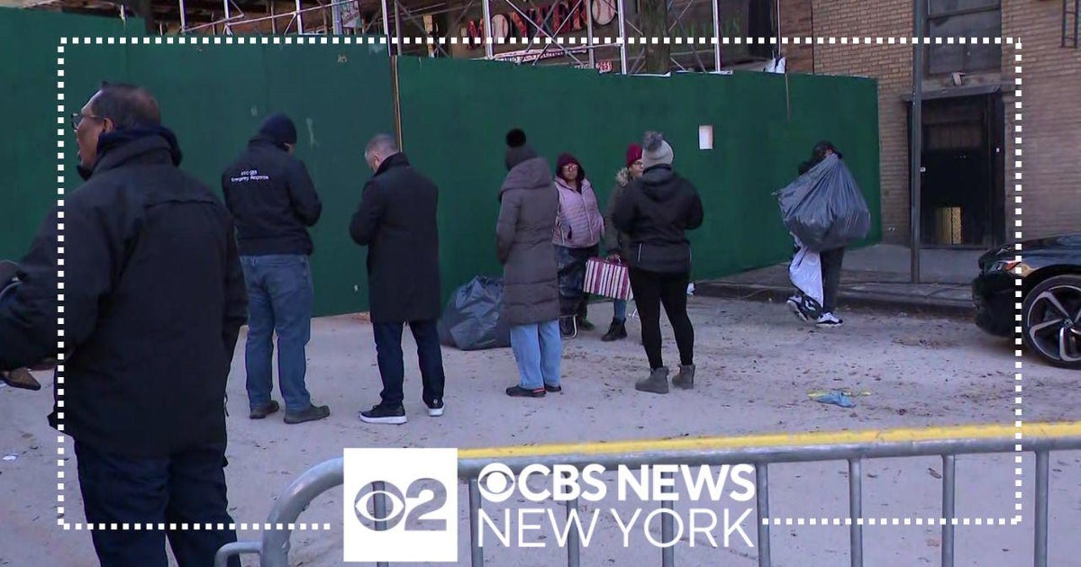 Bronx building collapse continues to impact displaced tenants - CBS New ...