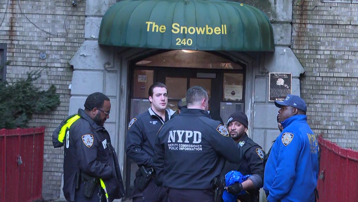5 Year Old Twins Found Dead Inside Bronx Apartment Nypd Says Cbs New