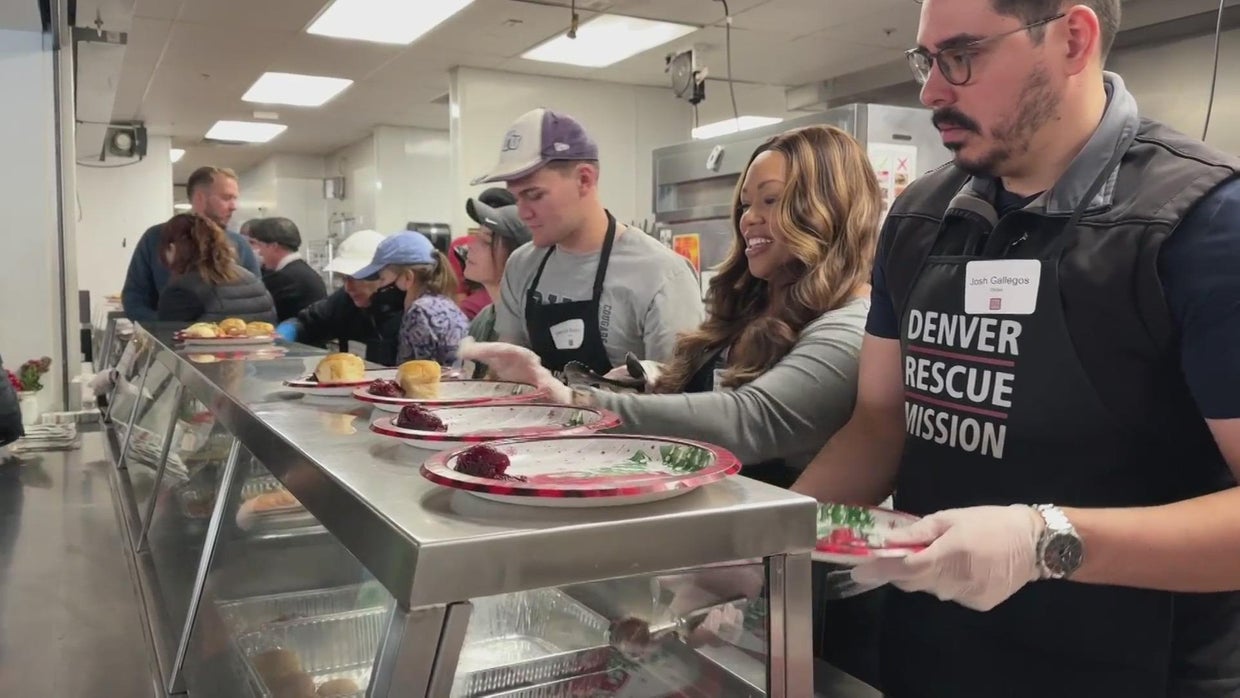 Denver Rescue Mission dishes out 500 meals in "Christmas Banquet ...