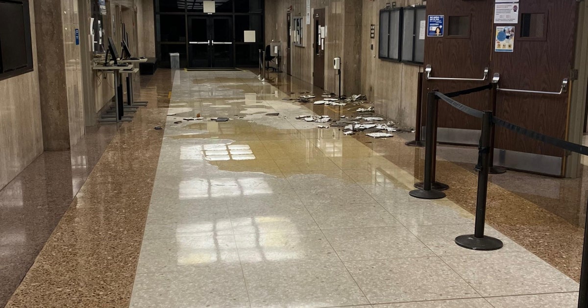 Compton Courthouse closed due to major indoor flooding - CBS Los Angeles