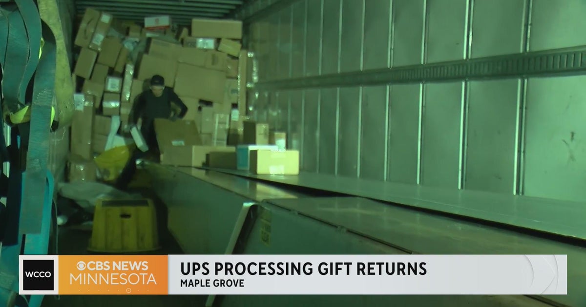 Inside a UPS facility during busy week of returns - CBS Minnesota