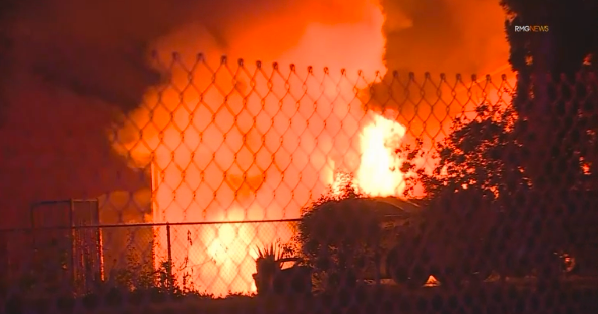 3 dead after Arcadia house bursts into flames - CBS Los Angeles