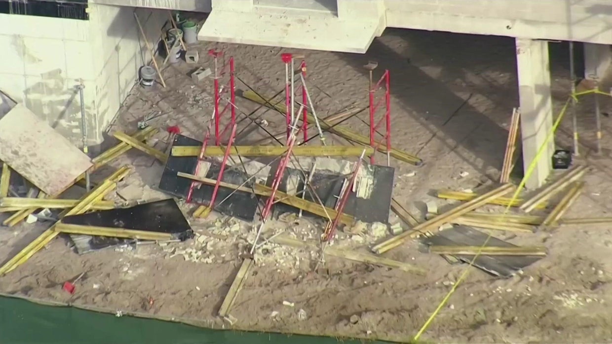 3 hurt during scaffolding collapse at Fort Lauderdale construction site, officials say - CBS Miami
