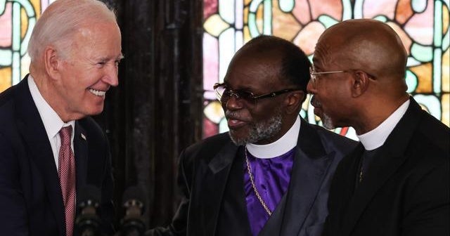 Mother Emanuel AME pastor on Biden visit - CBS News