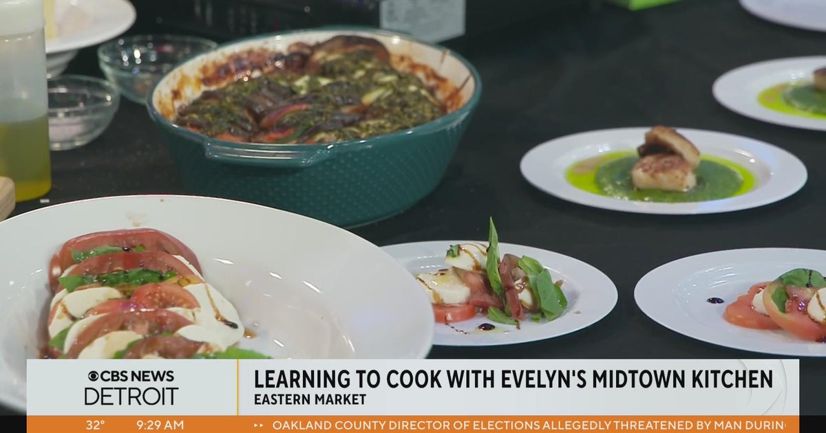 Learning to cook with Evelyn's Midtown Kitchen - CBS Detroit