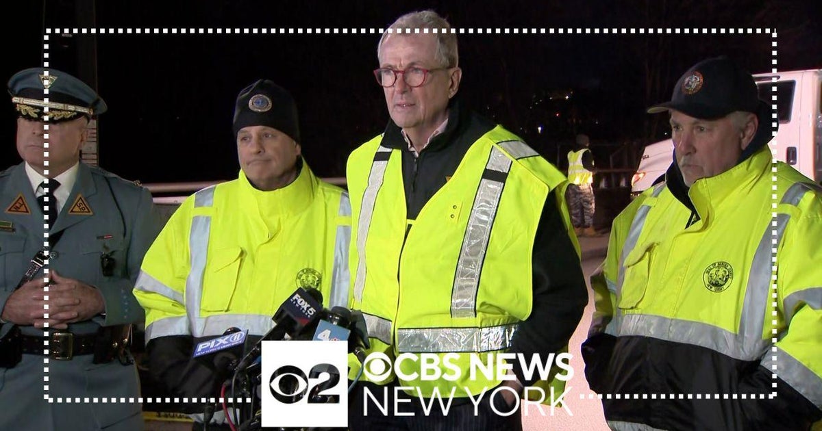 Gov. Phil Murphy surveys flooding in Lodi, New Jersey - CBS New York
