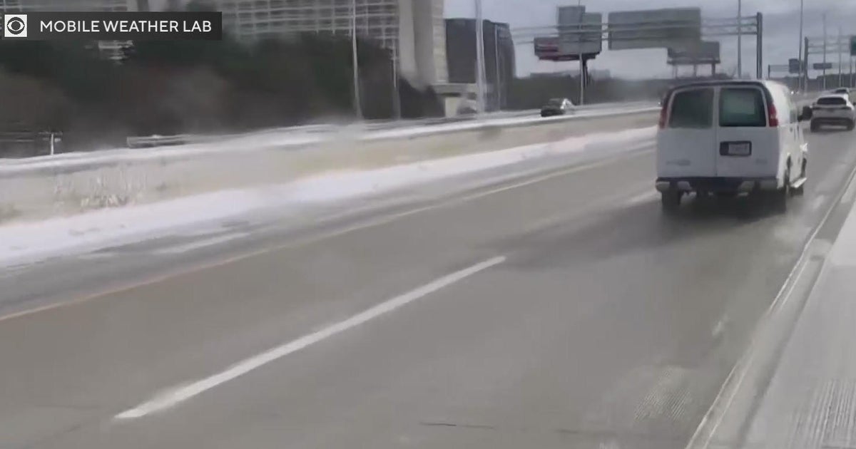 Chicago winter storm: Snowy roads, slick driving conditions - CBS Chicago