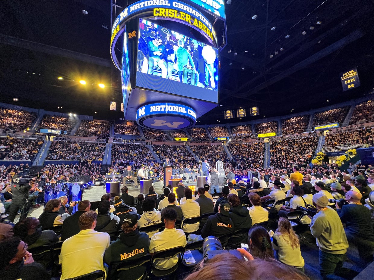 Celebration of Michigan victory takes to campus streets, Crisler Center ...