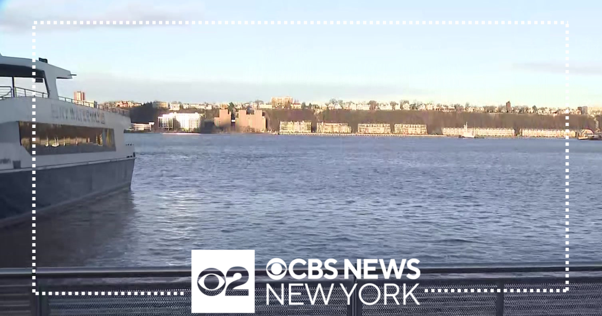 Passenger Dave Sanderson relives miracle Hudson River landing - CBS New ... Passenger Dave Sanderson relives miracle Hudson River landing - CBS New ...