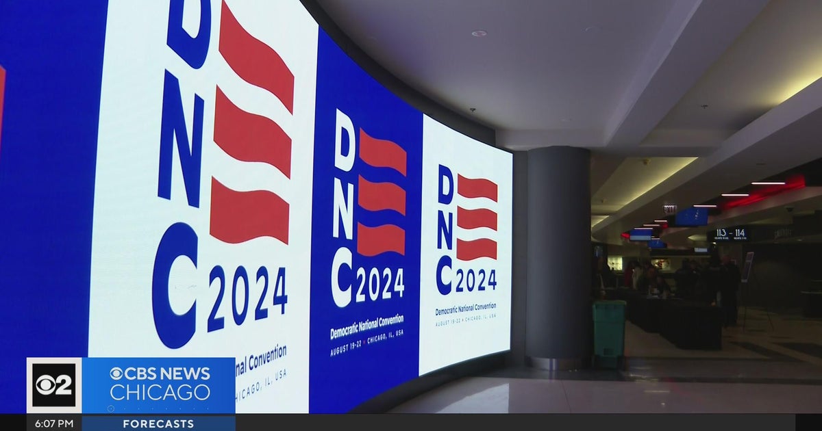 DNC unveils logo for media tour in Chicago - CBS Chicago