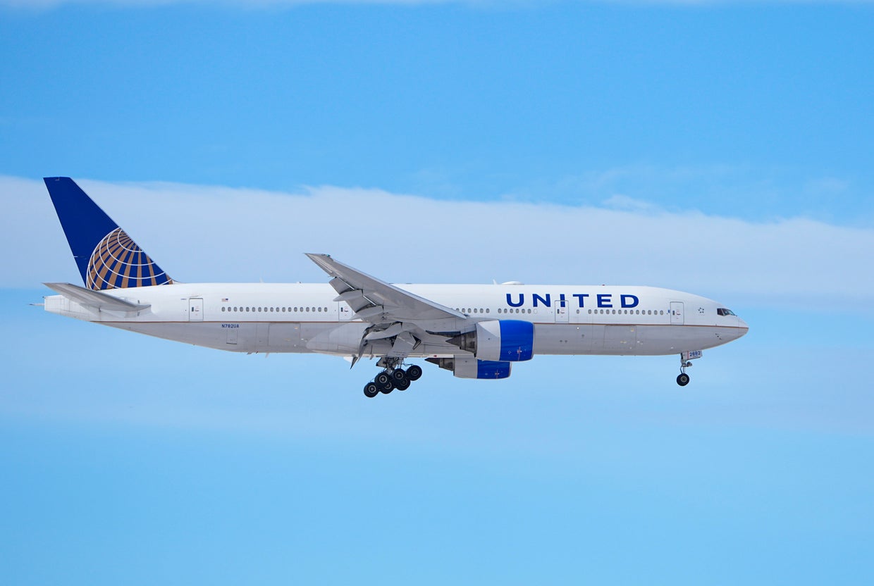 United Airlines flight from Las Vegas to Washington D.C. diverted to ...