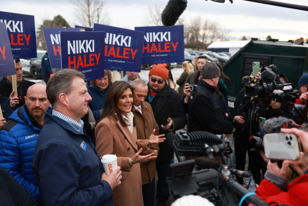 The 2024 New Hampshire primary is underway as voters head to the polls ...