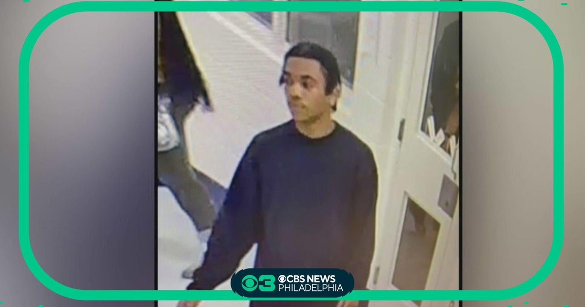 Mother of escaped Philadelphia prisoner urges son to turn himself in ...